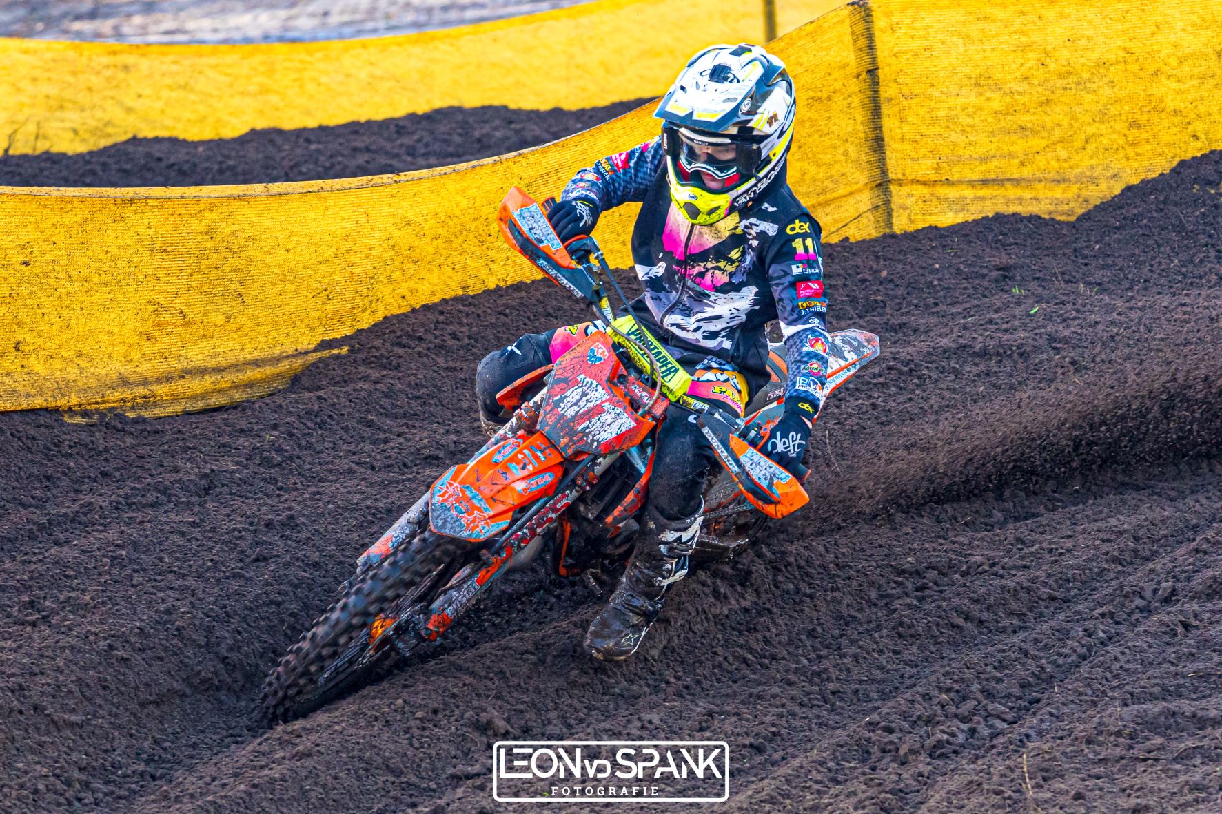 Dex van den Broek kroont zich tot Open Nederlands Kampioen 65cc grote ...