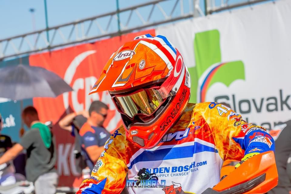 Dex van den Broek scoort top tien plaats in EMX85 in Slowakije - Dex